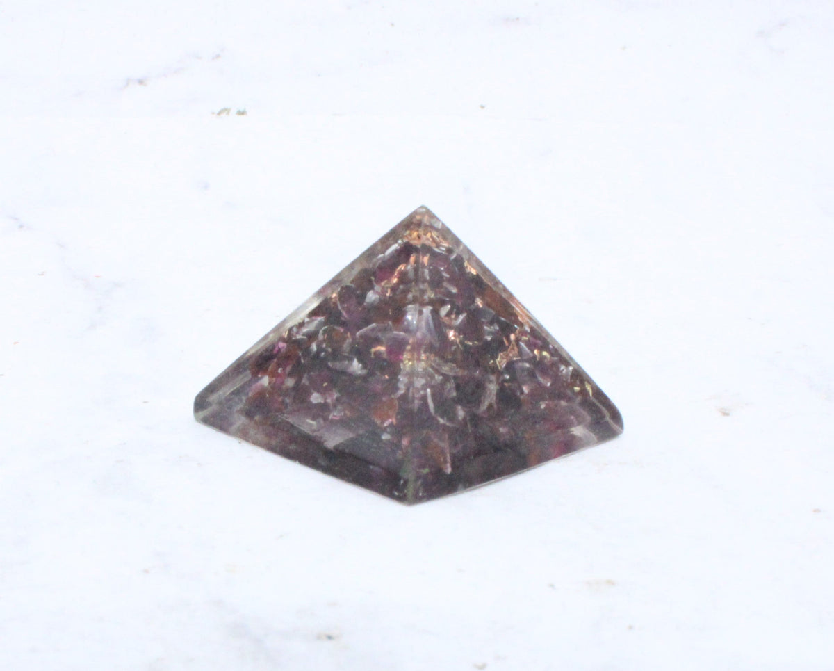 Mini Garnet Orgonite Pyramids – Silver Cove Ltd